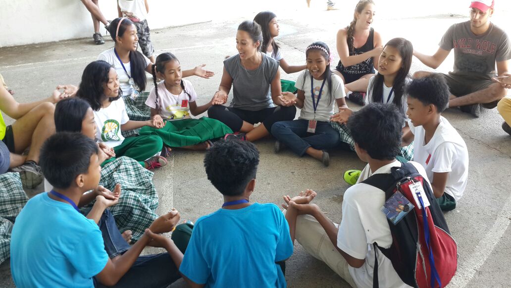 Israeli students paint schools in Nueva Ecija