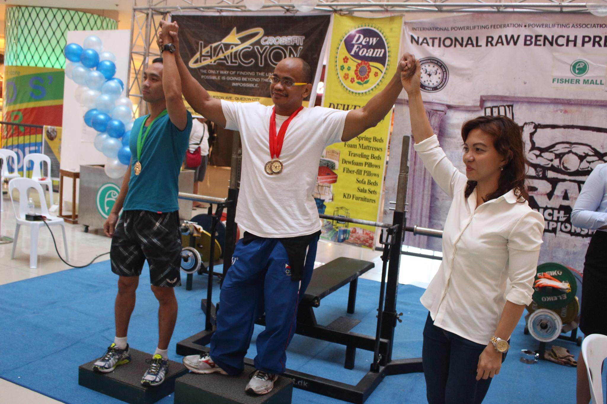 men gold pwd - Eagle News