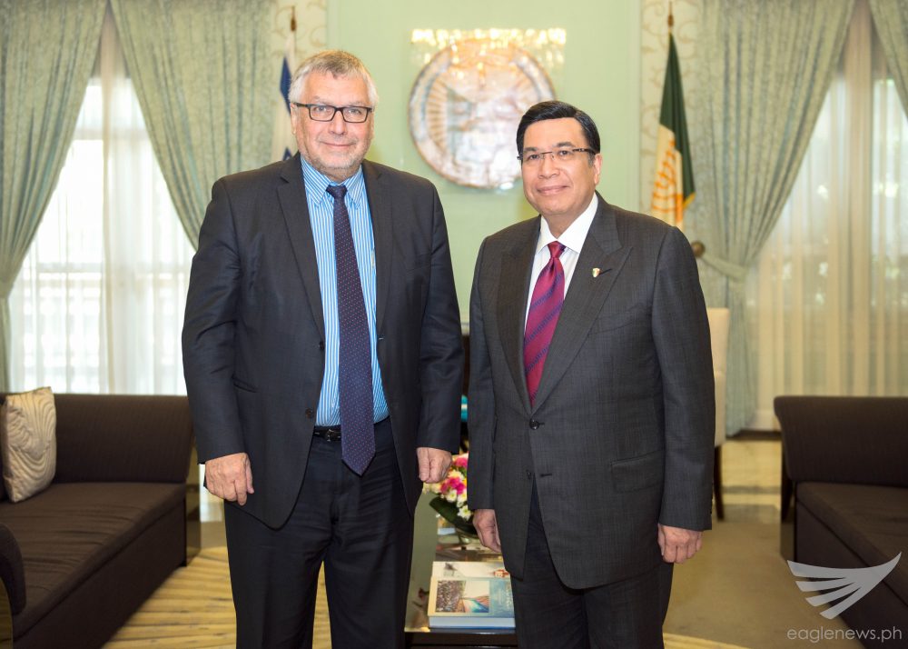 Israeli Ambassador visits INC Central Office