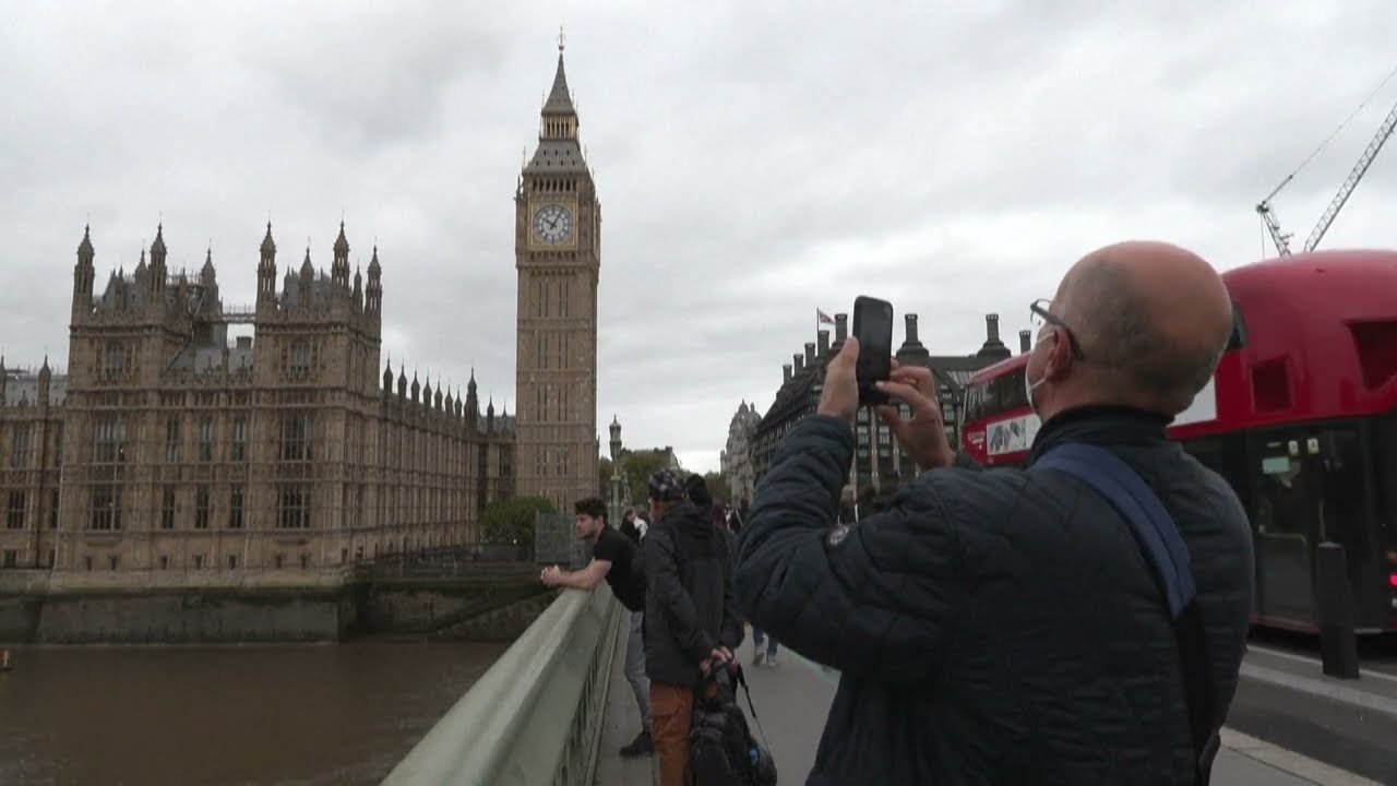 Bong! Big Ben’s back in Britain - Eagle News