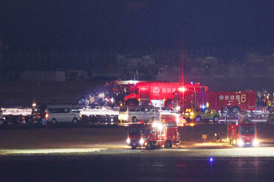 Five dead in Japan plane collision at Tokyo airport