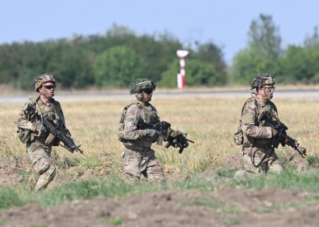 US military raises alert level for Europe bases: reports