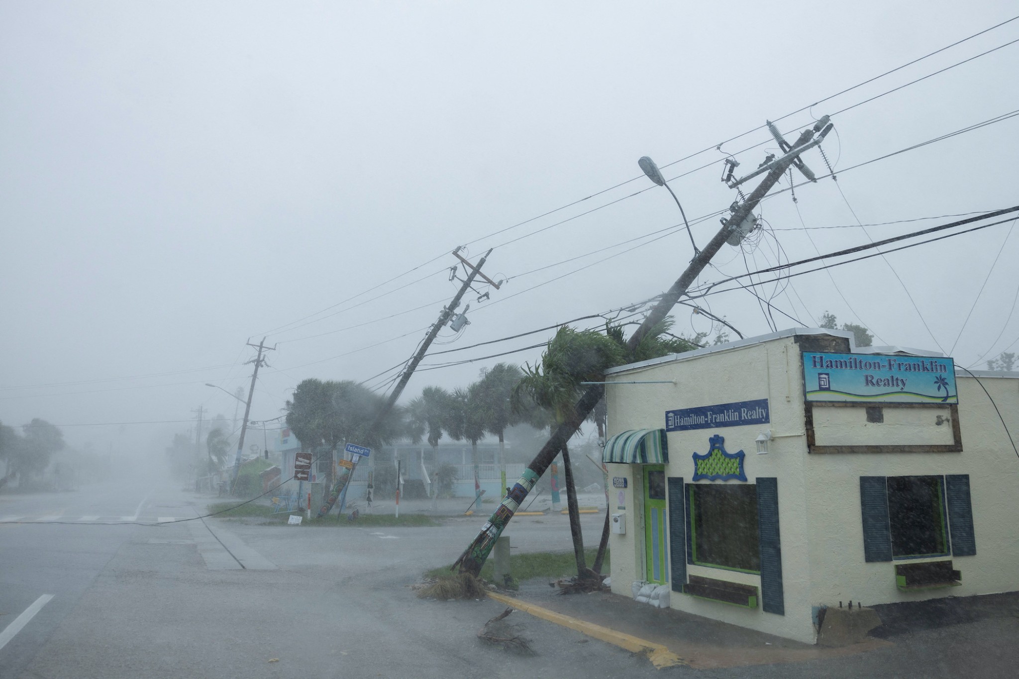 Extremely dangerous Hurricane Milton makes landfall on Florida's west coast